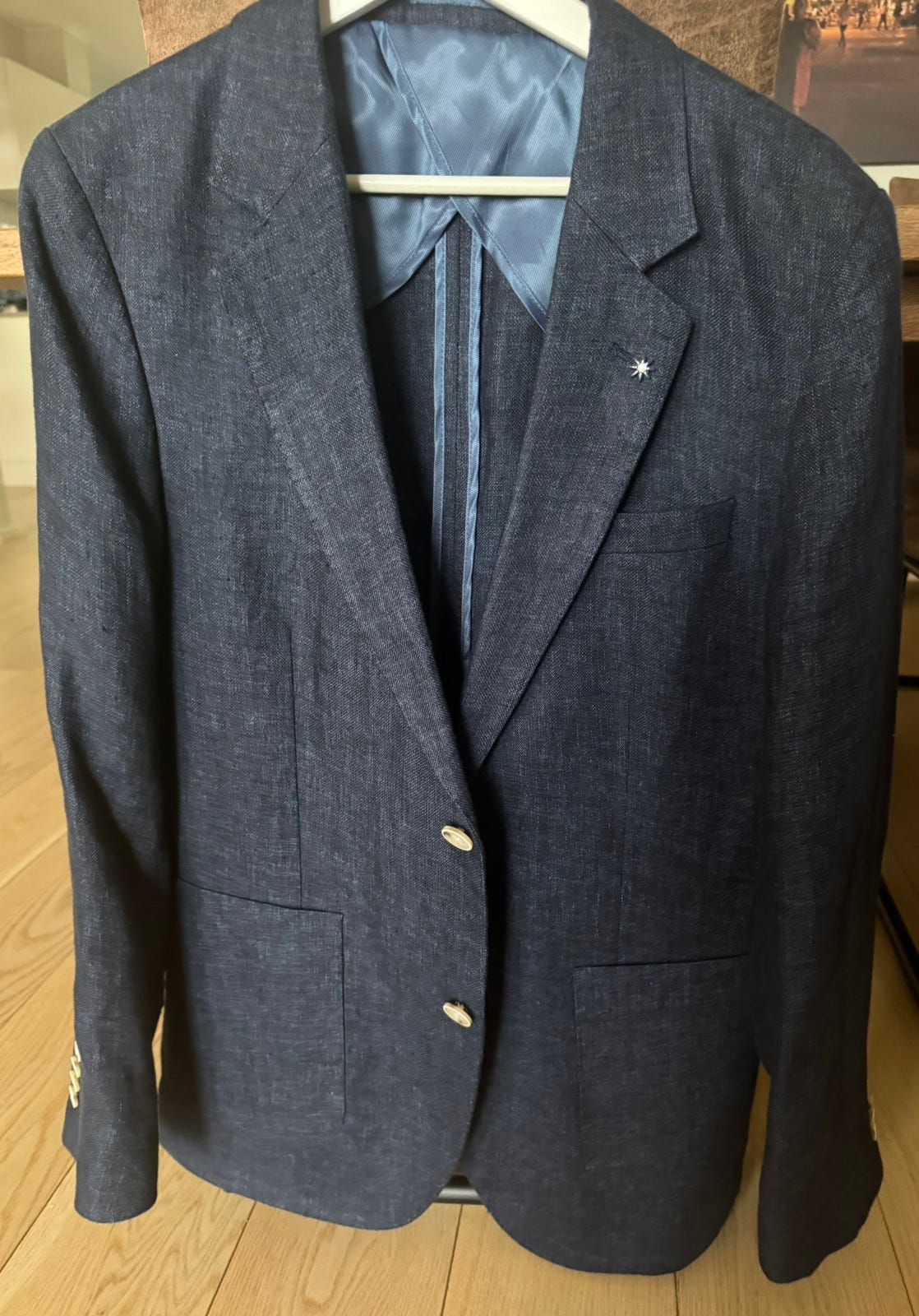 Jakke/blazer til salgs – Mario Conti, str. B2 (48) | FINN-torget