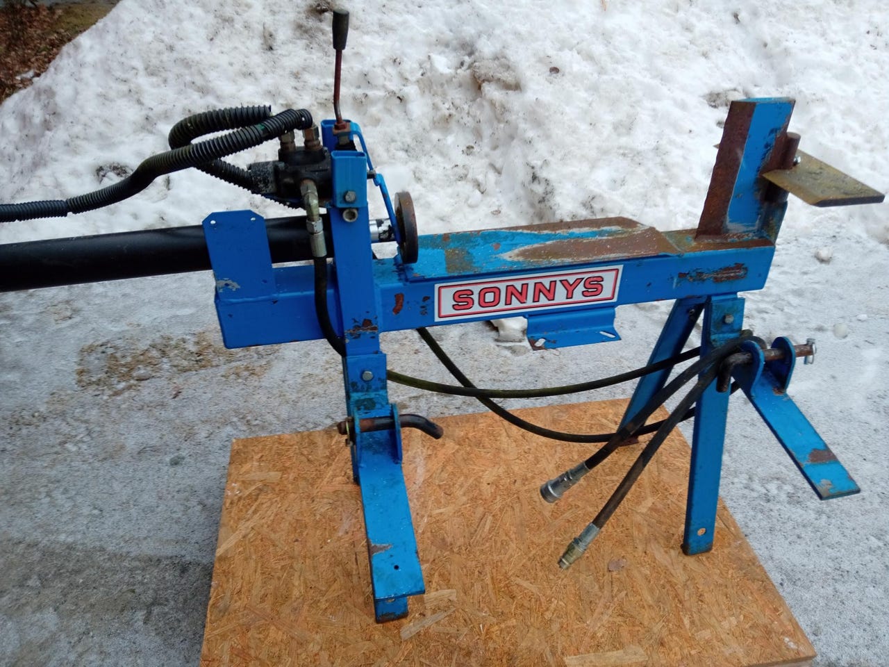 Vedkløyver til traktor. | FINN-torget