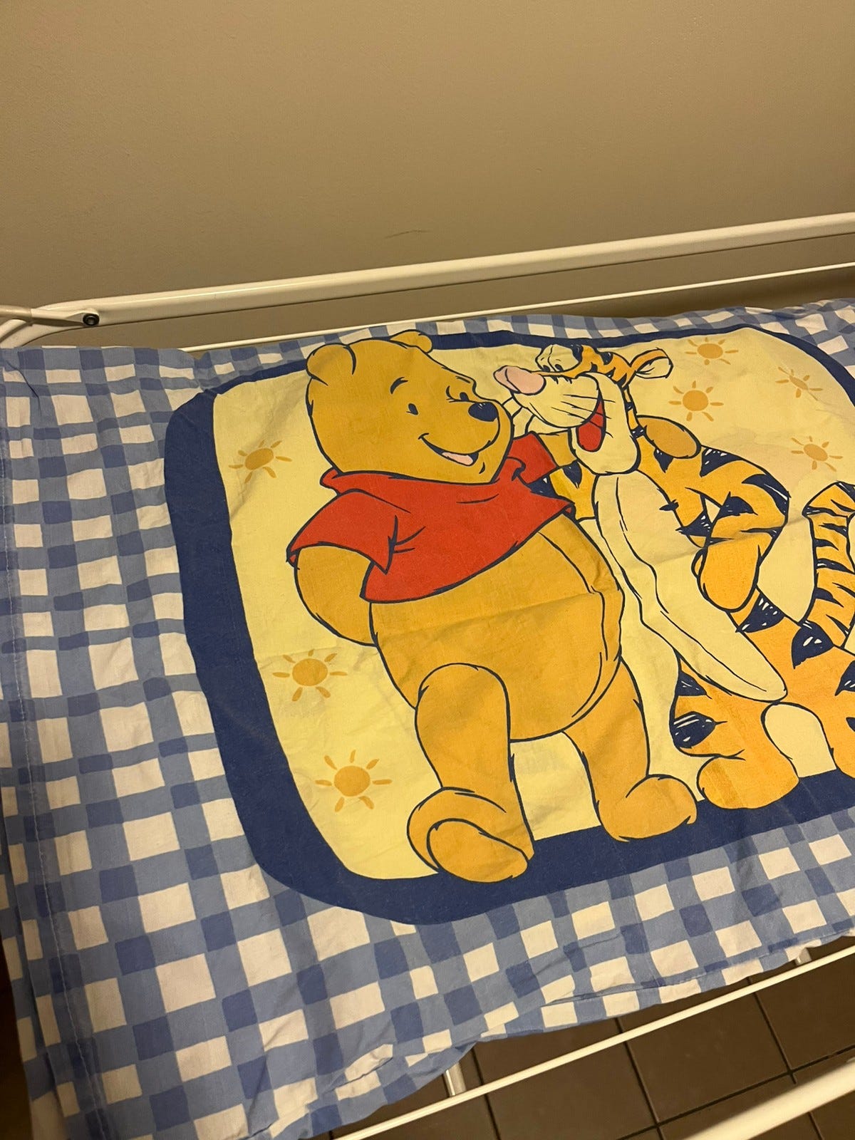 Ole Brumm sengetøy / sengesett gis vekk | FINN-torget