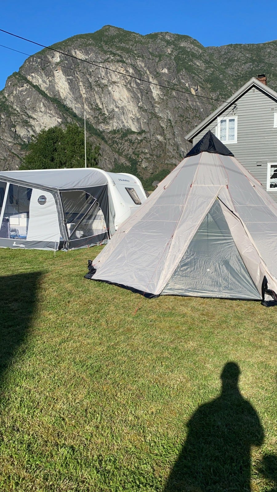 Urberg Folgefonna Lavvo 12-person Sand Shell | FINN-torget