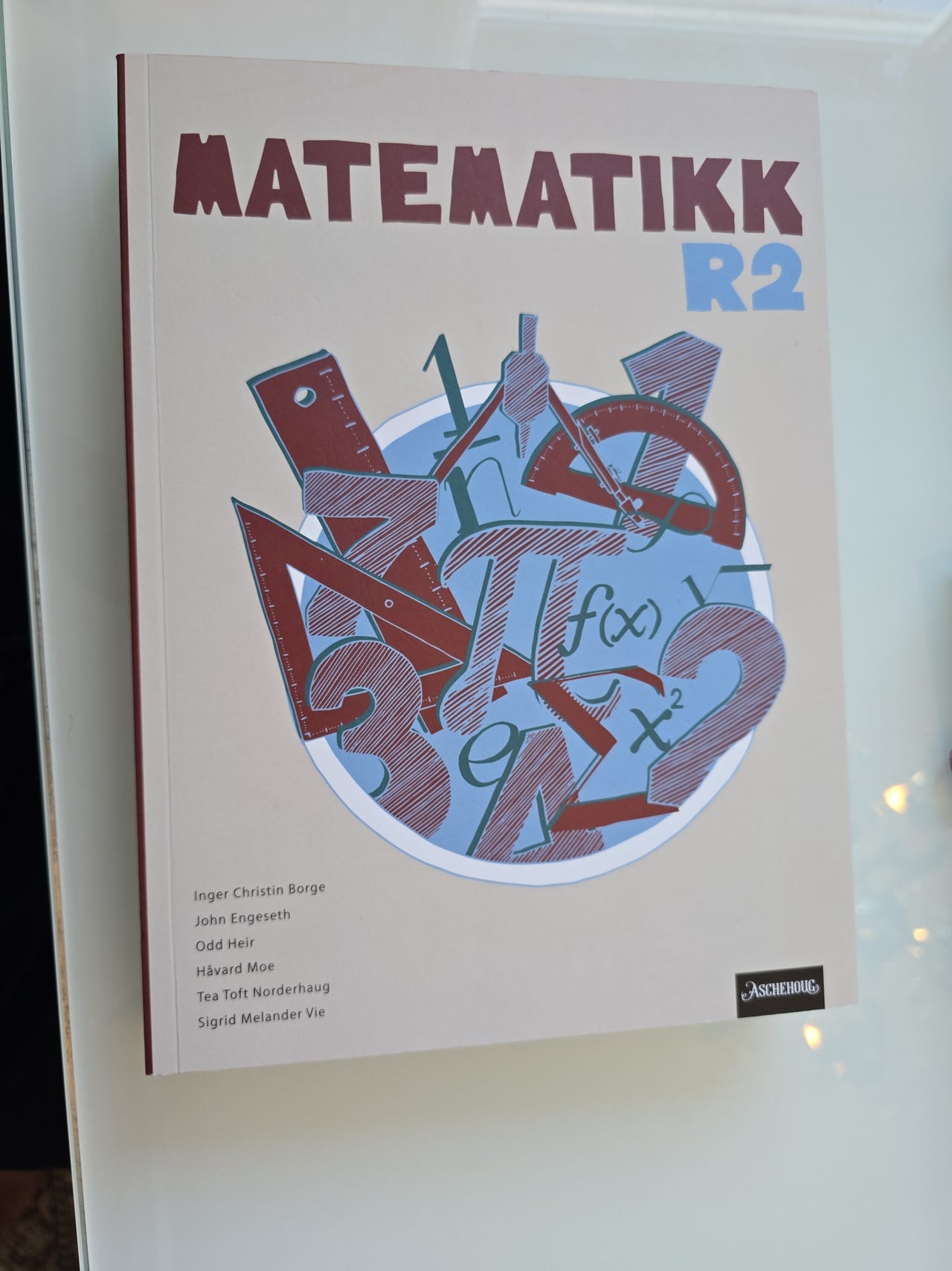 Matte bok R2 | FINN-torget