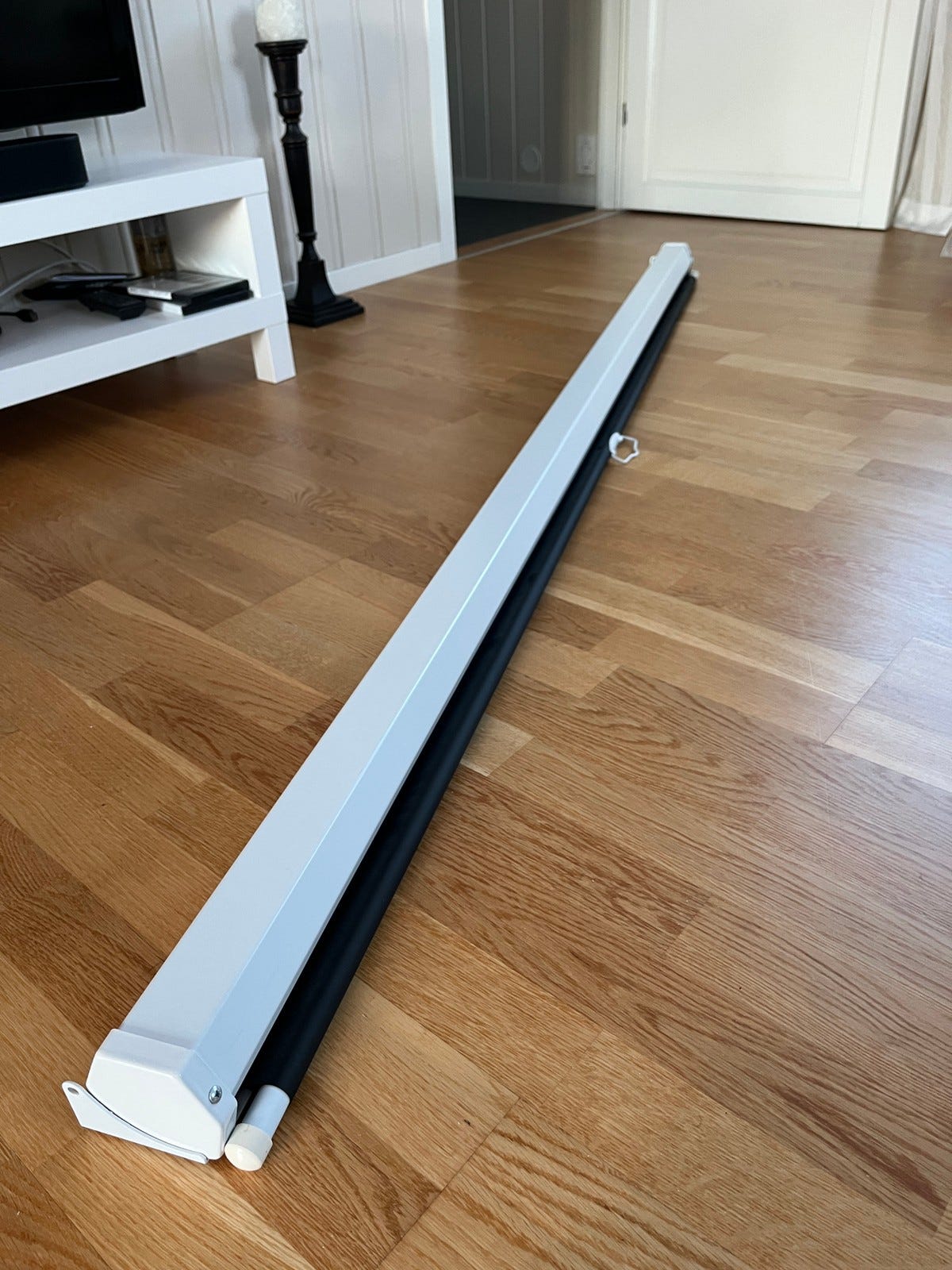 Lerret til projektor | FINN-torget