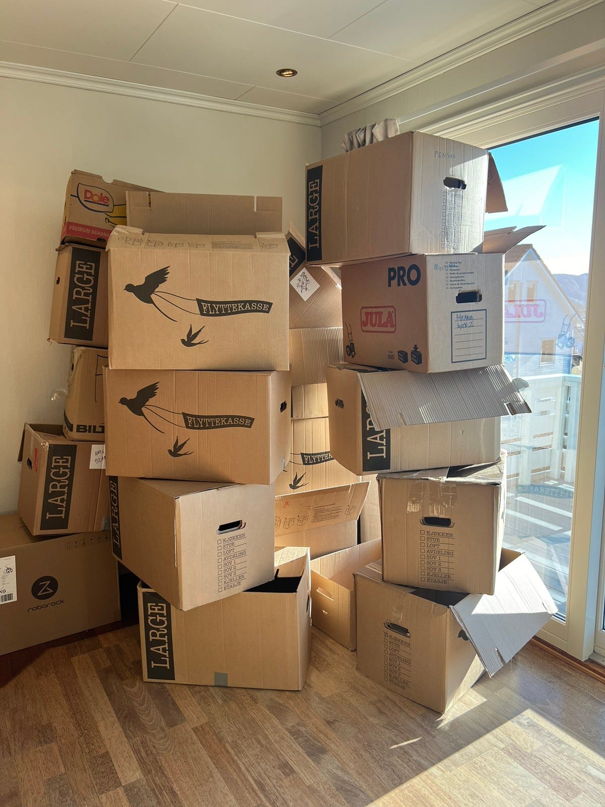 Flytteesker og pakkepapir/plast | FINN-torget