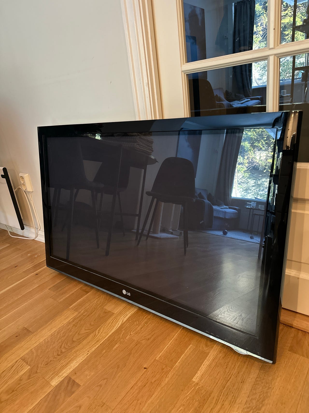 LG TV - 42” | FINN-torget