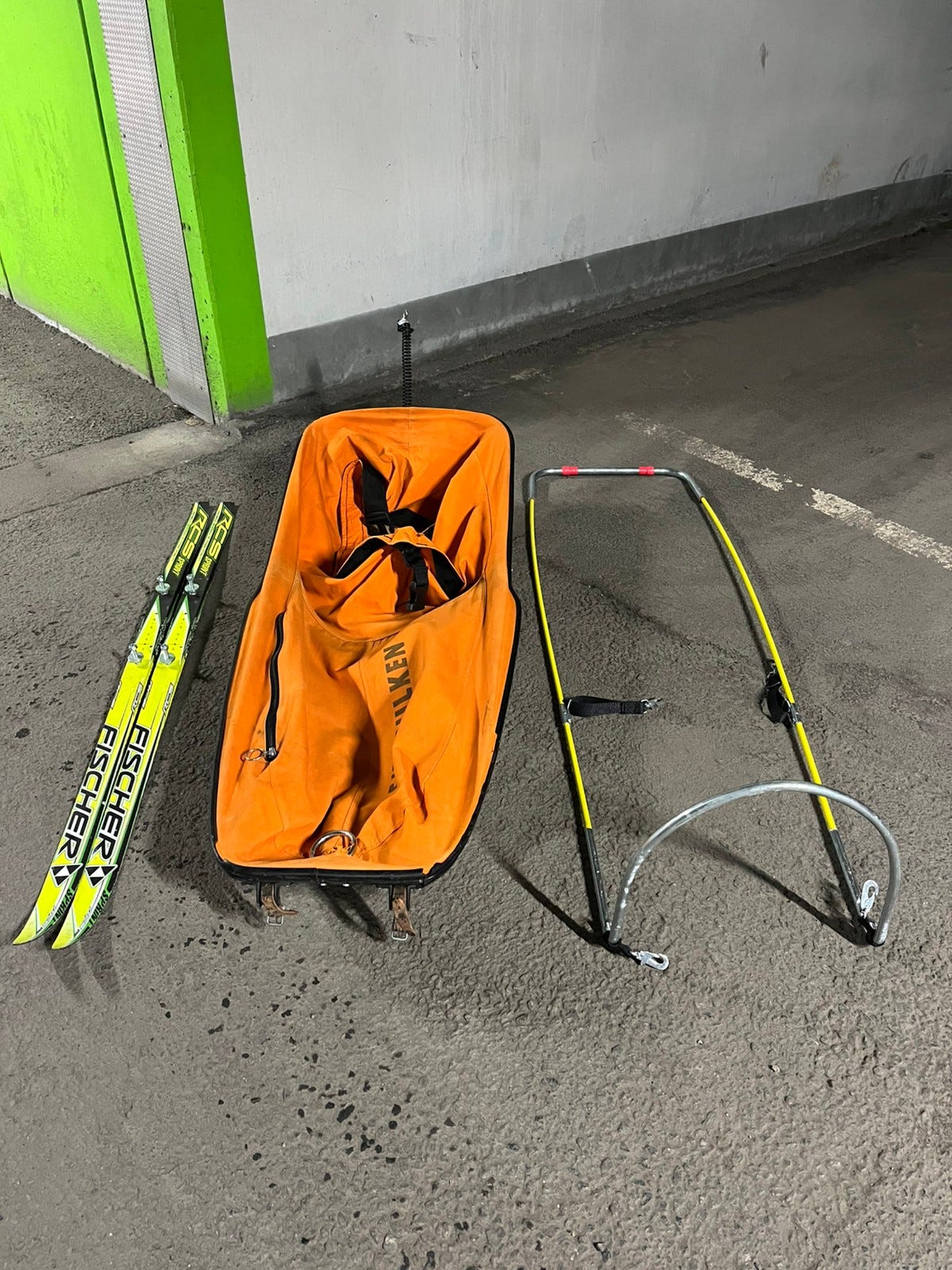 Pulk og pulkdrag til hund | FINN-torget