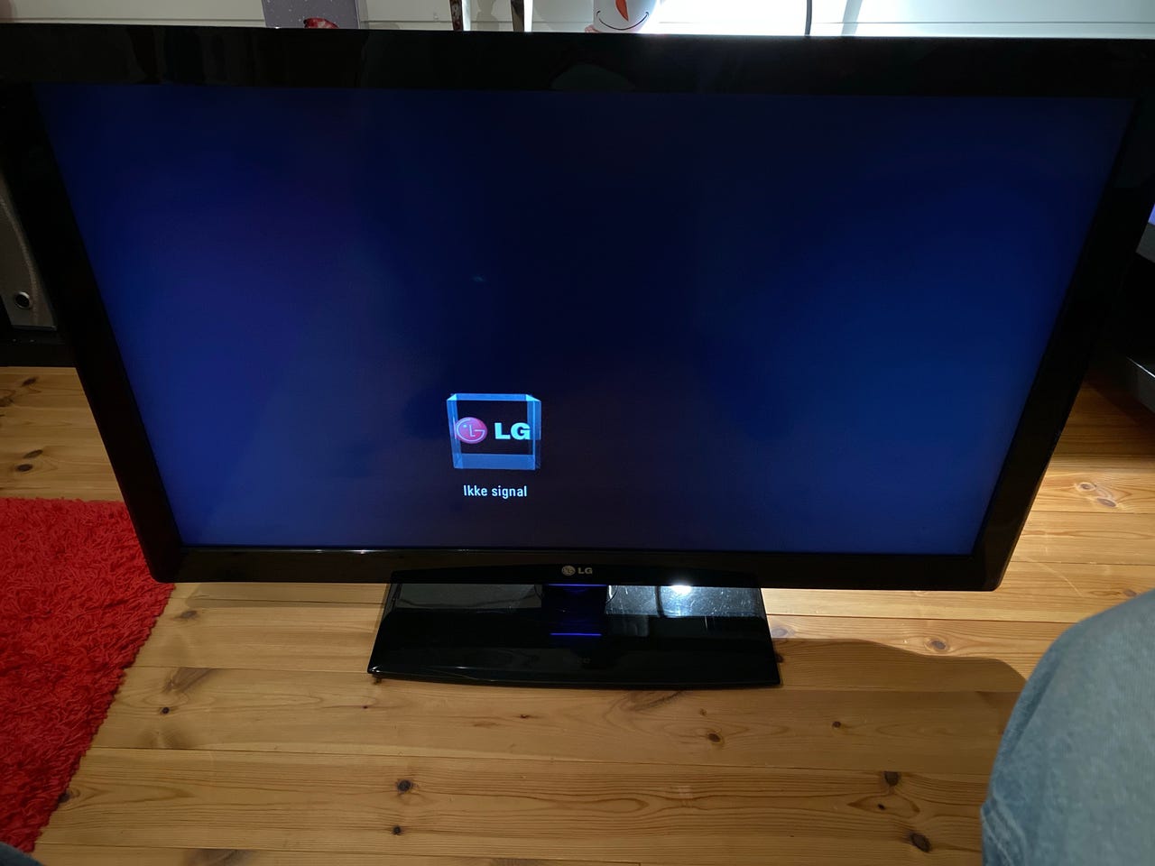 LG TV selges billig mot henting | FINN-torget