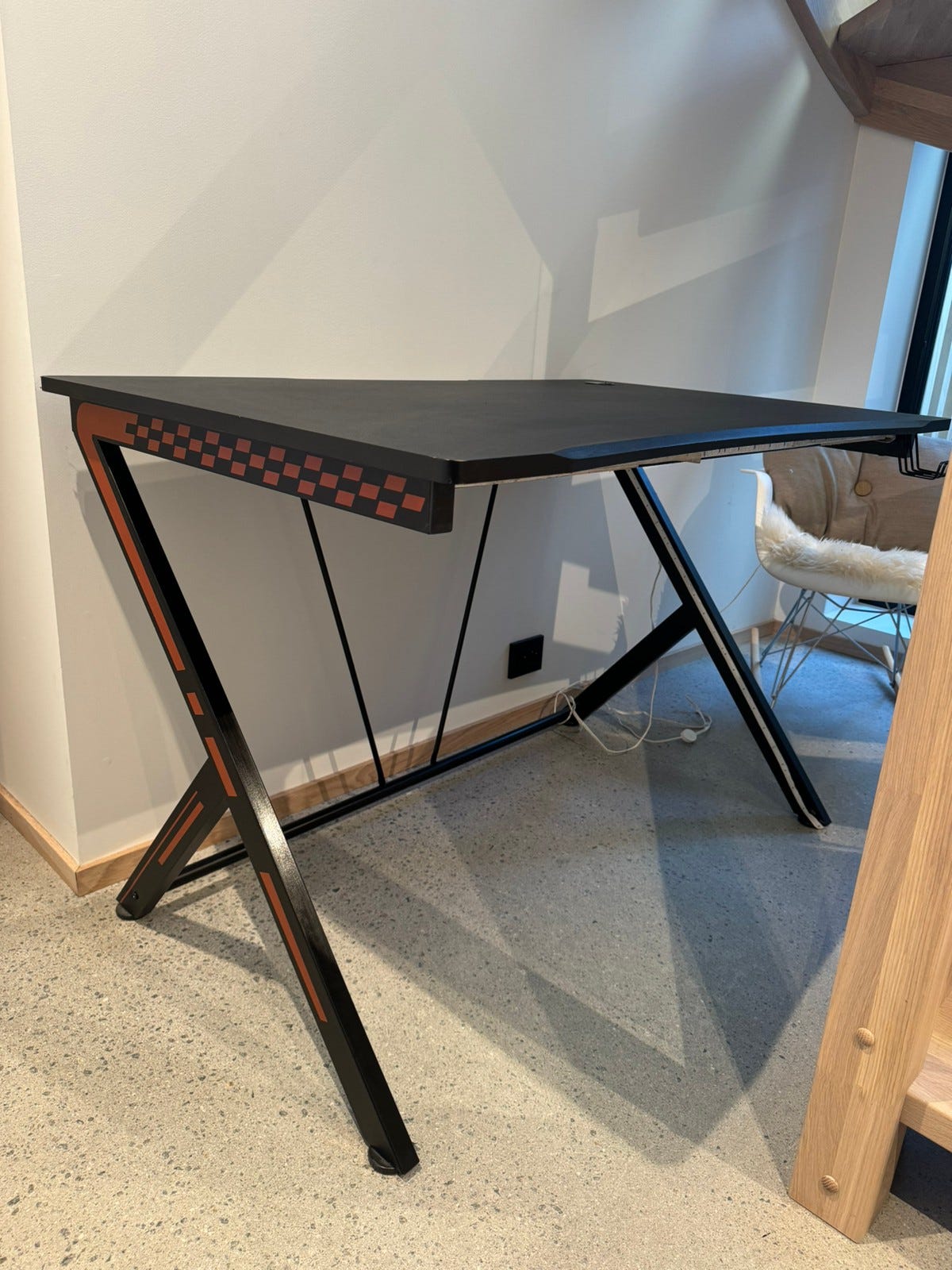 Gaming pult | FINN-torget