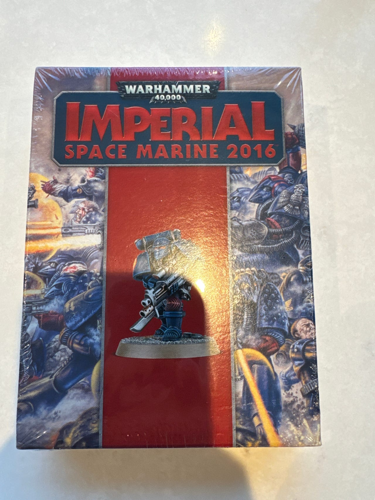 Warhammer 40k - imperial space marine 2016 | FINN-torget