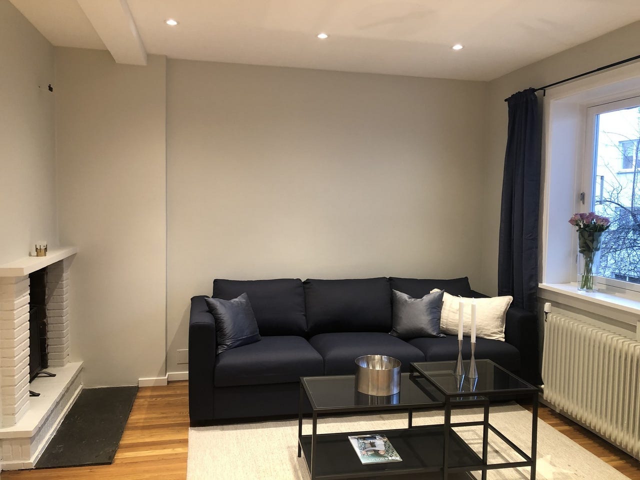 BRISKEBY / FROGNER - Arealeffektiv 3-roms med peis - varmtvann ...