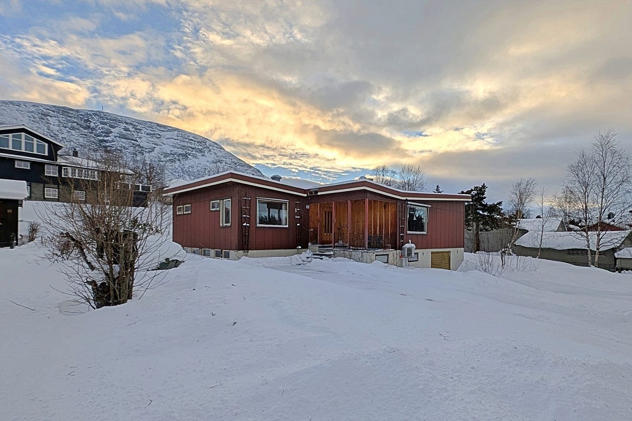 Morkelvegen 10, Oppdal - enebolig på 261m² fra 1965 | Visning.ai