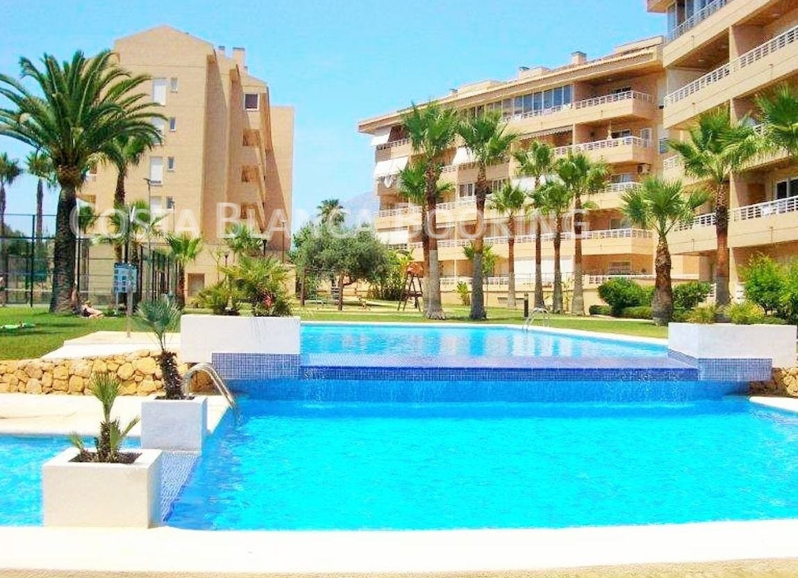 SOLRIK LEILIGHET NÆR STRAND, GOLF OG ALLE FASILITETER I ALBIR | FINN ...