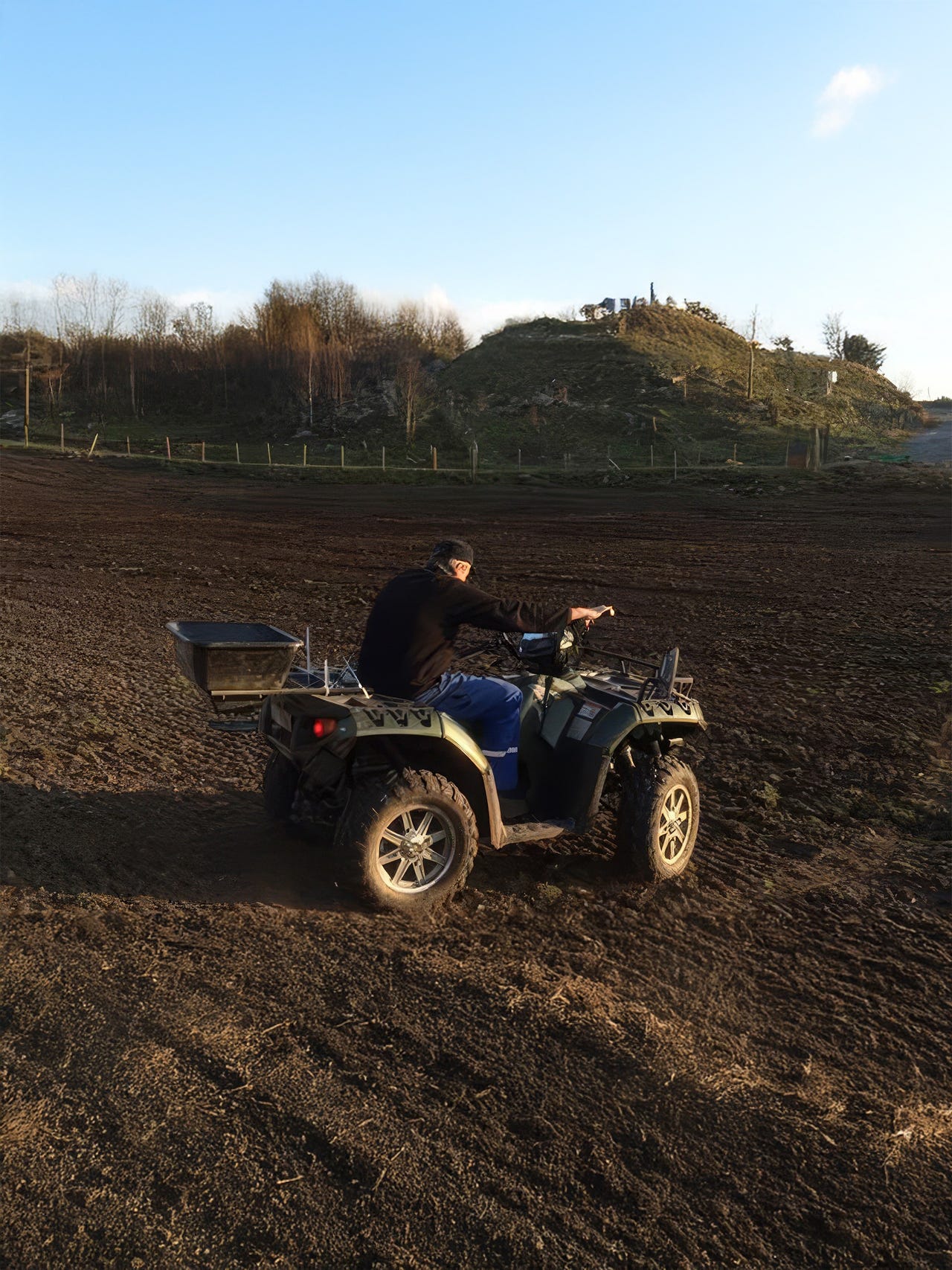 ATV salt- og gjødselsspreder 12V | FINN-torget