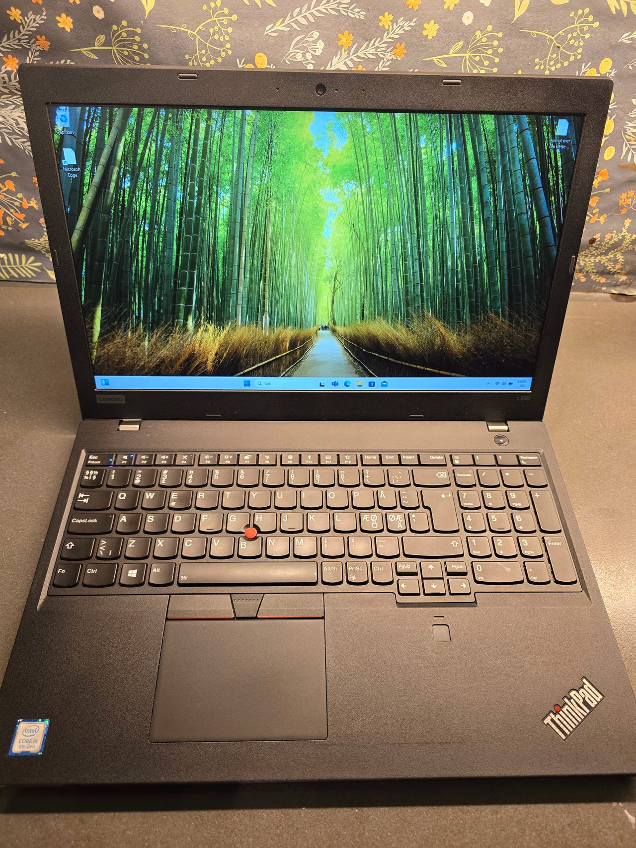 Kraftig Lenovo ThinkPad L580|15,6" FHD IPS|Core? i5 8 gen|16GB|256GB ...