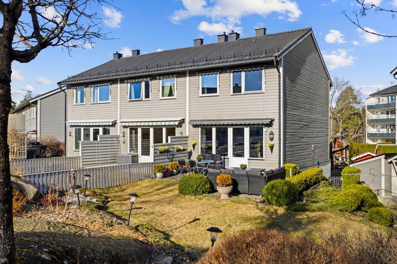 Rugdeberget 7, 1266 Oslo - Rekkehus på 119m² fra 1984 | Visning.ai