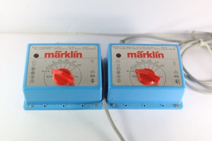 Märklin H0 - 6631 - Transformator (2) - To tunge transformatorer, 30VA | FINN-torget