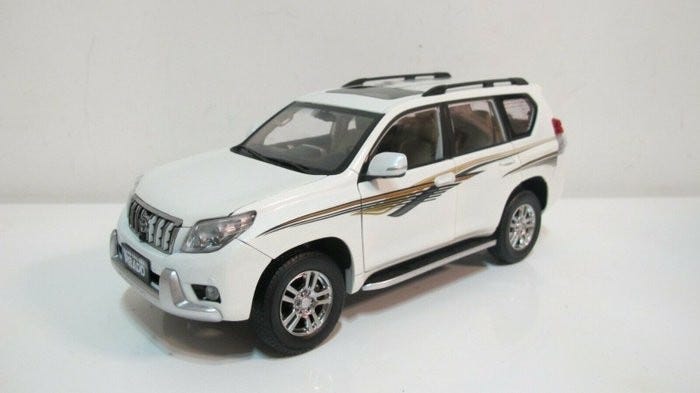 Paudi Models 1:18 - Modellbil - Toyota Land Cruiser - Prado VX | FINN ...