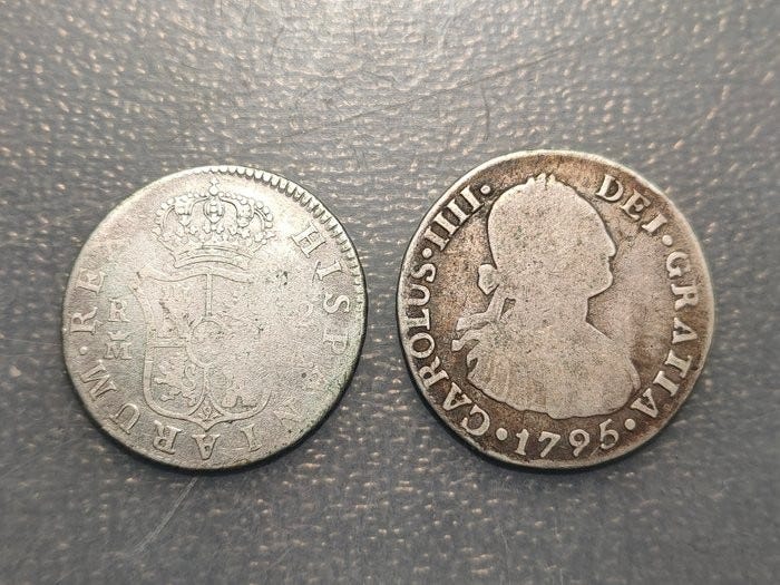 Kingdom of Spain. Carlos IV. 2 Reales 1806 IA + 1795 IJ (Lote 2 monedas ...