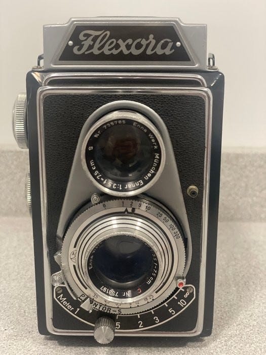Lipca (Lippische Kamerafabrik) Flexora Toøyd speilreflekskamera (TLR ...