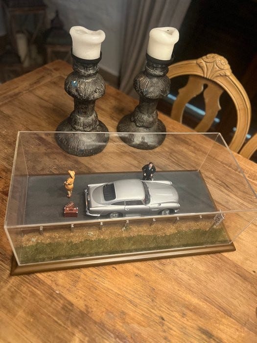 Custom Made Diorama 1:18 - Modellbil | FINN-torget