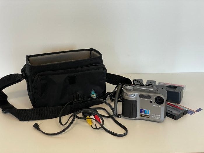 Sony CCD-SC55E Hi8 Analogt videokamera | FINN-torget