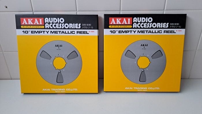 Akai - 26 cm ruller med bånd - 1980 | FINN-torget