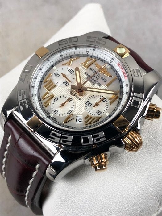 Breitling - Chronomat 44 Gold/Steel - IB0110 - Herre - 2010-2020 | FINN ...