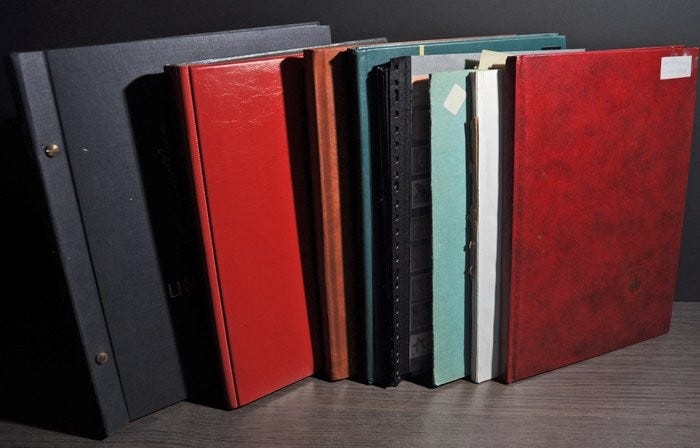 USA - Flotte partier med blant annet et DAVO-album 1870/1985, ark ...