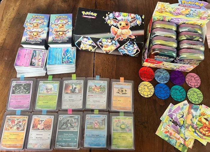 Pokémon - 220 Card - Evoluzioni Prismatiche - 10 Masterball | FINN-torget