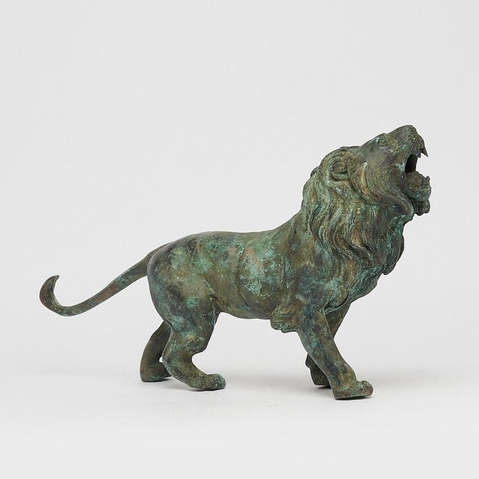 Skulptur, NO RESERVE PRICE - Sculpture Patinated aged Roaring Lion - 15 ...