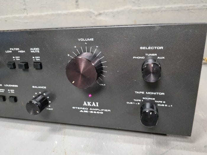 Akai - AM-2400 Lydforsterker | FINN-torget