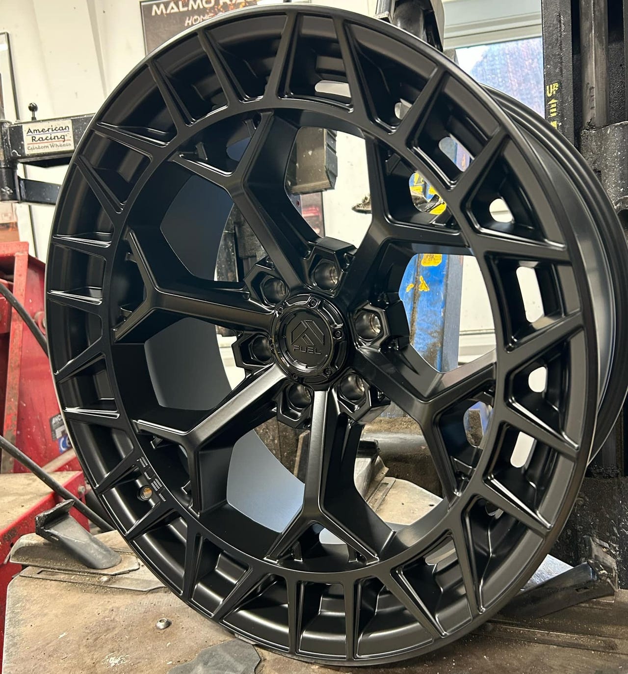 Fuel FC873 10x22 6x139,7 Dodge Ram / Chevrolet Silverado | FINN-torget