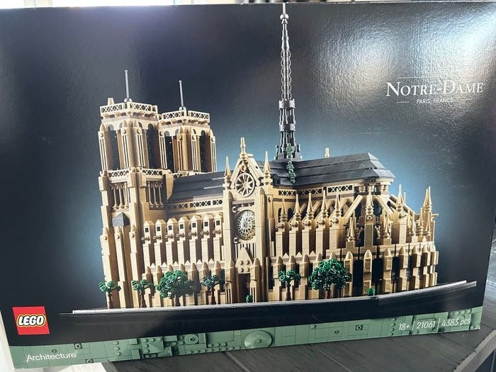 Lego Sett - 21061 - Arkitektur - Notre-Dame | FINN-torget