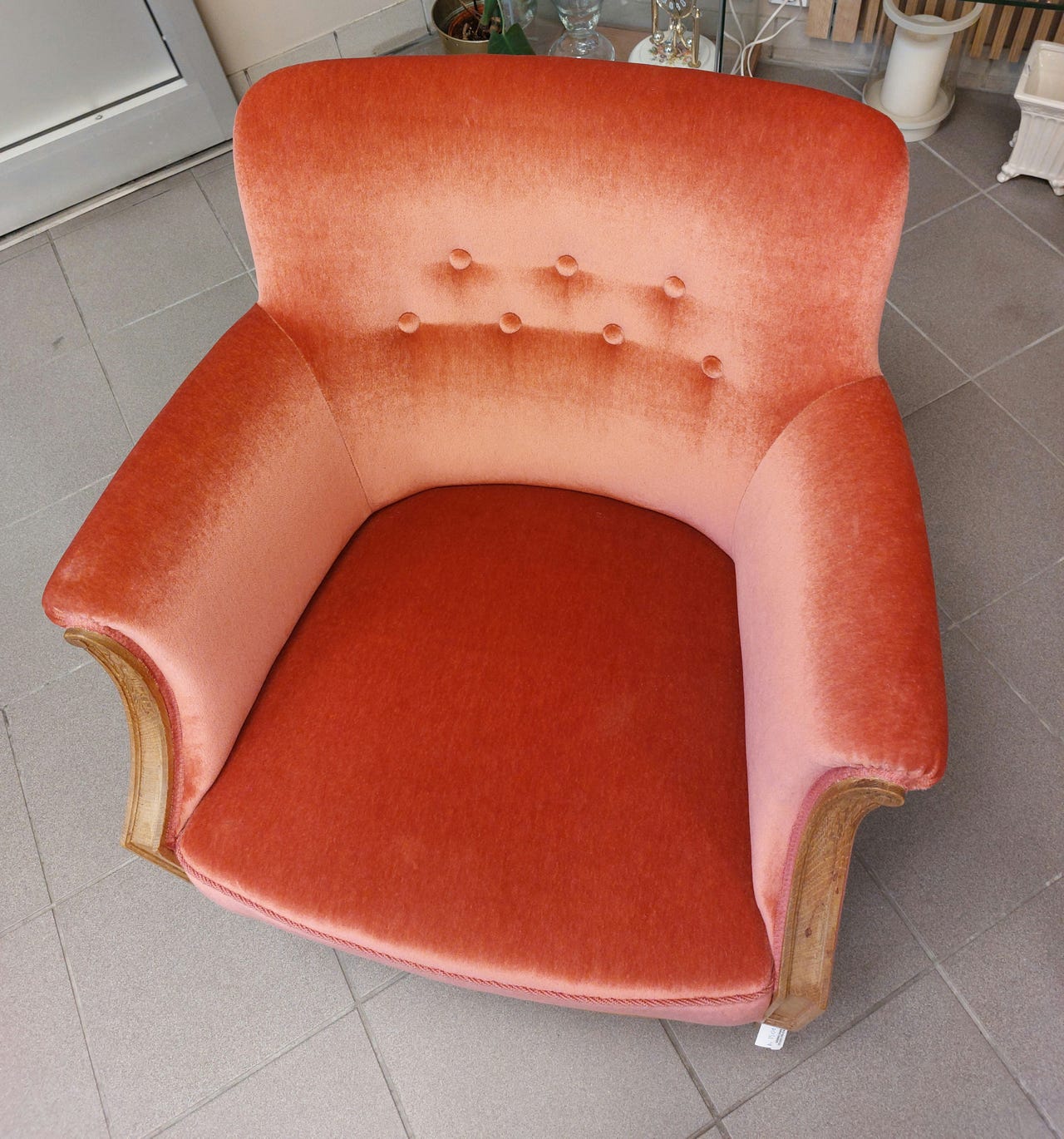 Ny pris! Klassisk stilmøbel: Lenestol, Oslo | FINN-torget