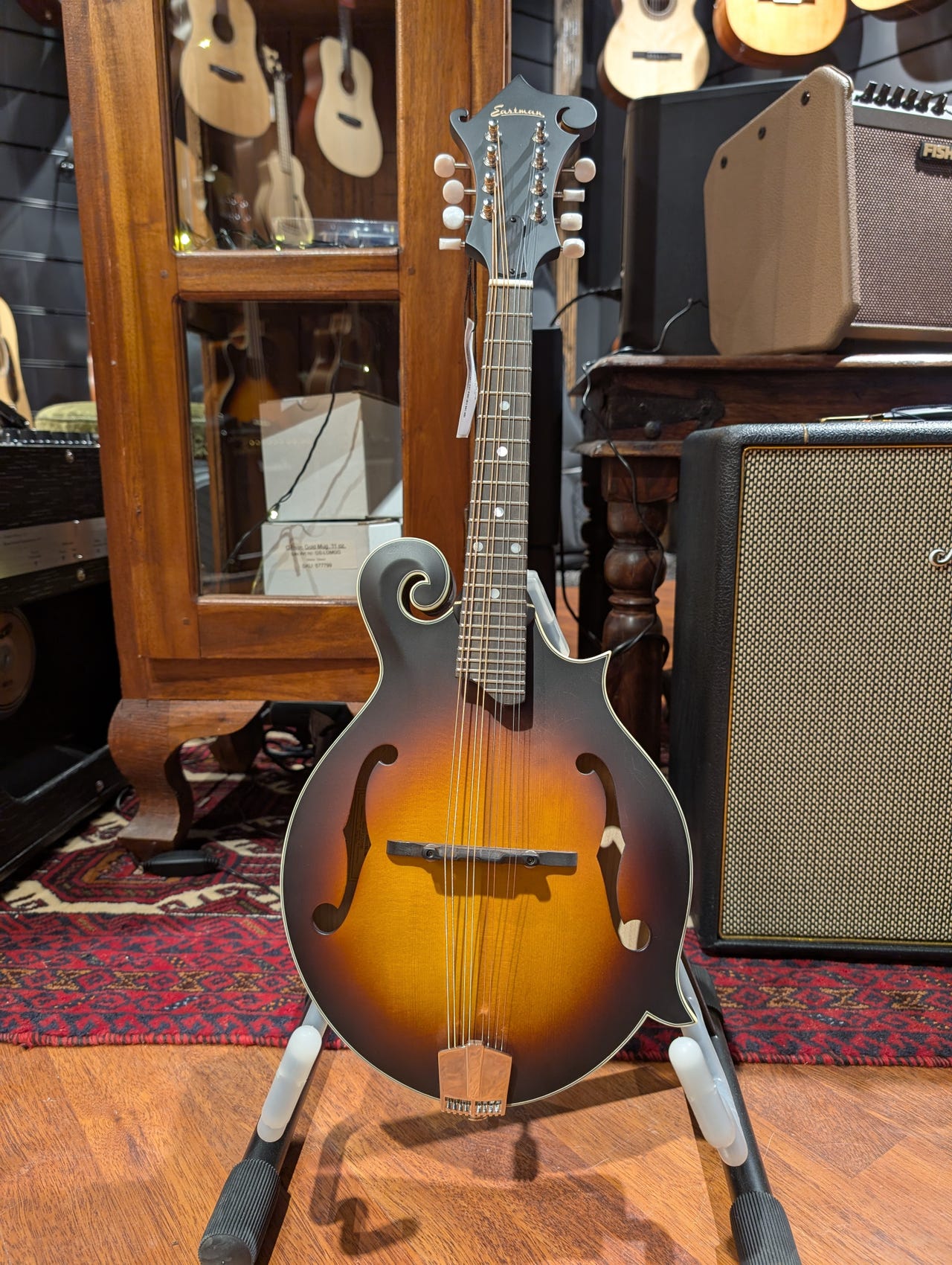 Eastman Mandolin MD315E-SB | FINN-torget