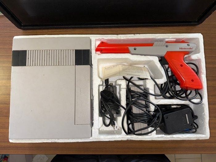 Nintendo - Nes - Console with accessories Nintendo Entertainment System ...