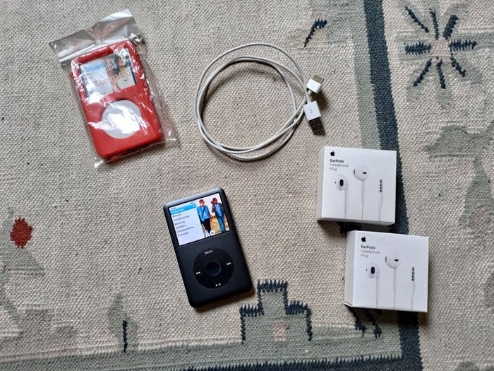 Apple - iPod Classic 128GB | U2 Special Edition | With Exclusive Case ...