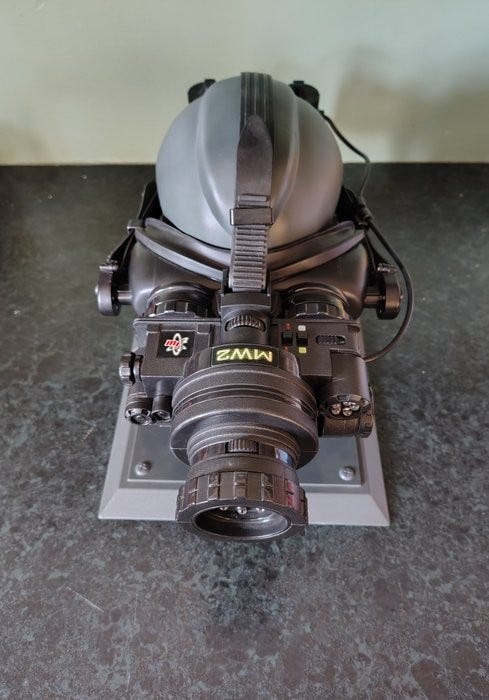 infinity ward - Call of Duty: Modern Warfare 2 - night vision goggles ...