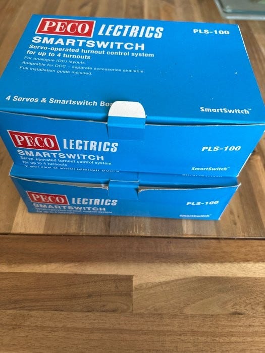 Peco H0 - PLS-100 - Modelltog kontrollenhet (2) - 2x Smartswitch-sett | FINN-torget