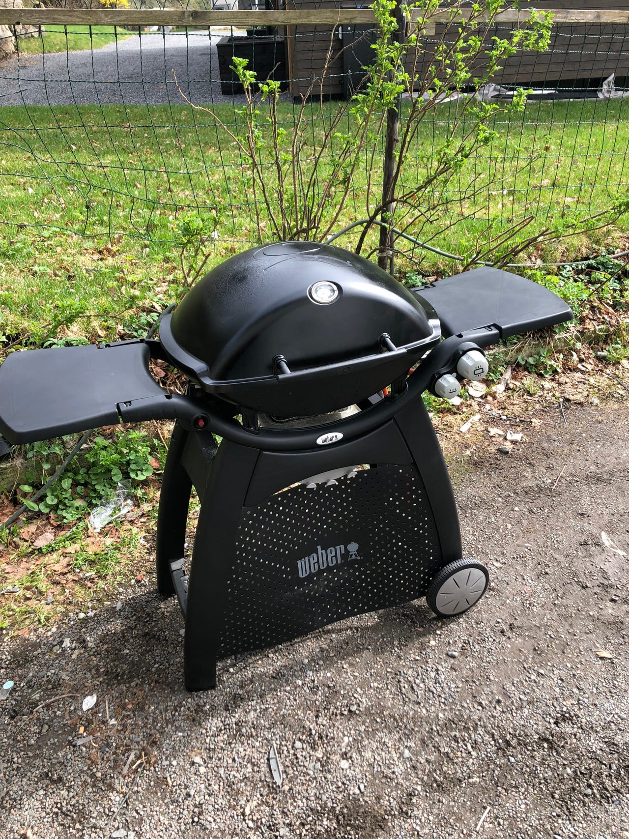 WEBER Q3000 GASS GRILL - GARANTI - KAN LEVERES | FINN-torget