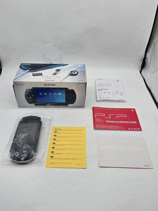 Sony - Psp Street - Psp-E1004iw - Rare Limited Edition Black "VALUE ...