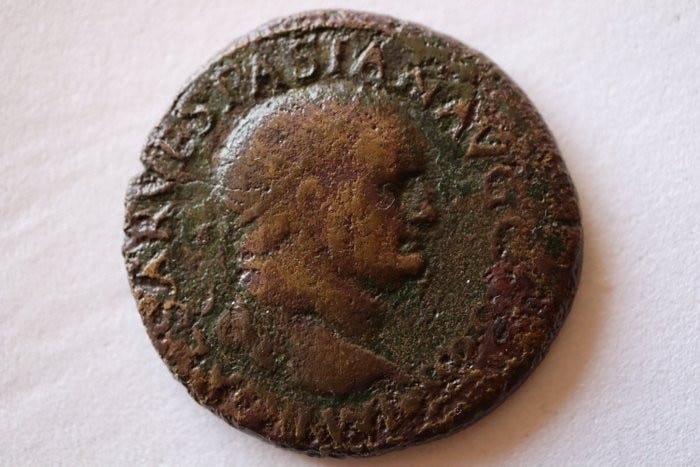 Roman Empire. Vespasian (AD 69-79). Dupondius Rome - r./FORTVNAE REDVCI ...