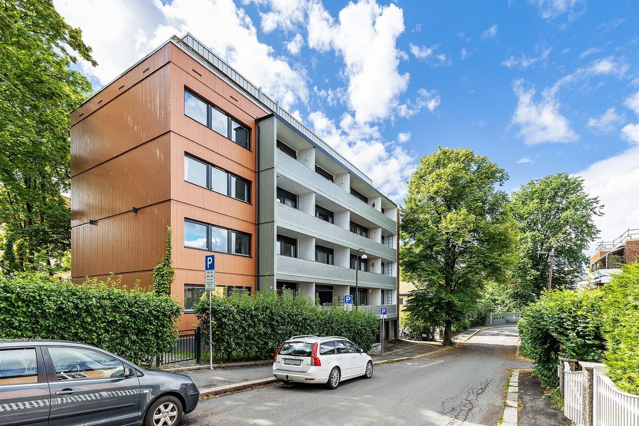 Frogner : Lys 2-roms m/balkong. Ca 43m2 - Attraktivt område! | FINN eiendom