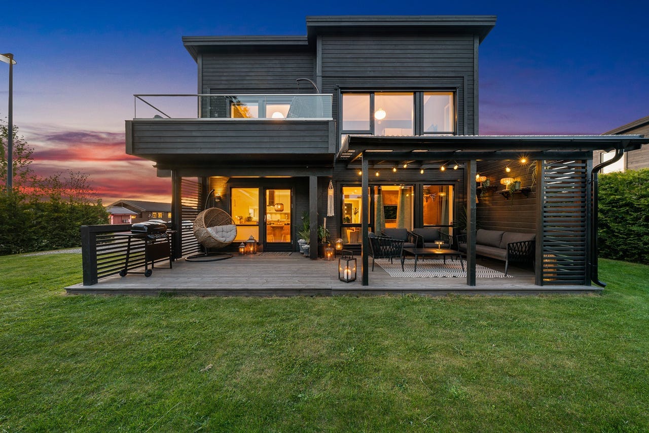 KLØFTA - Nyere enebolig med attraktiv beliggenhet og god standard - 4 ...