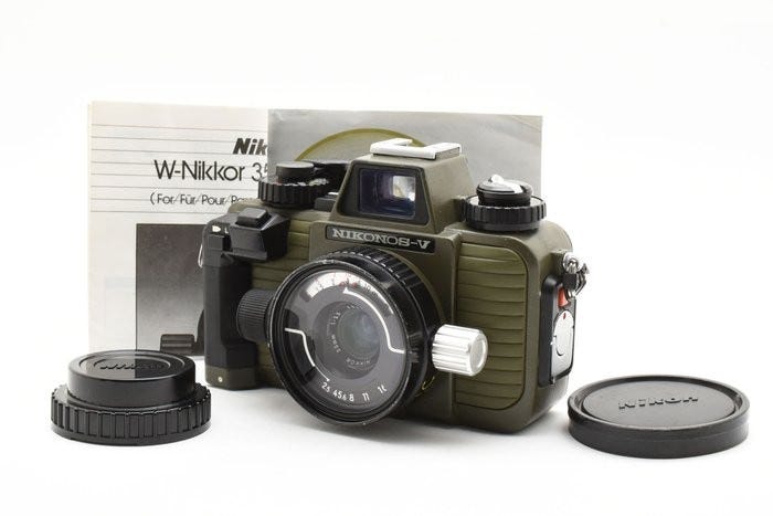 Nikon Nikonos V Underwater Camera Green Olive + Nikkor 2.5/35mm ...