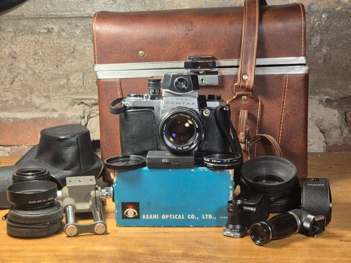 Asahi, Pentax S3 (1961-1969) + Super-Takumar 1,4/50mm + original acc ...