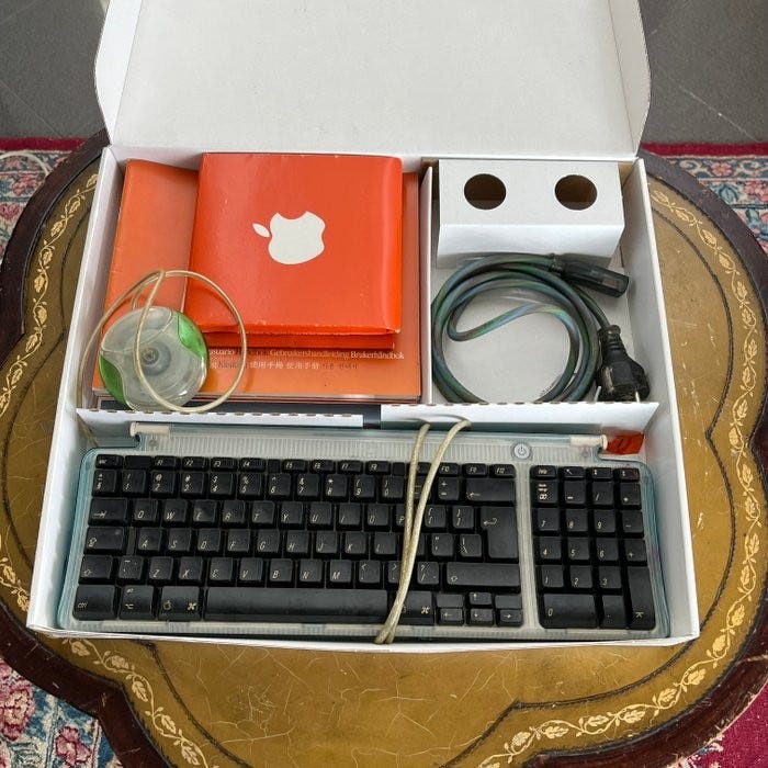 Apple iMac G3 Accessory Zubehör Original Box with Keyboard and Mouse ...