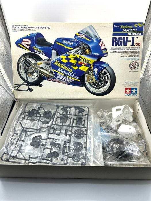Tamiya 1:12 - Modellbil - Suzuki RGV-Gamma '00 - Umontert modellsett fra 2001 me | FINN-torget