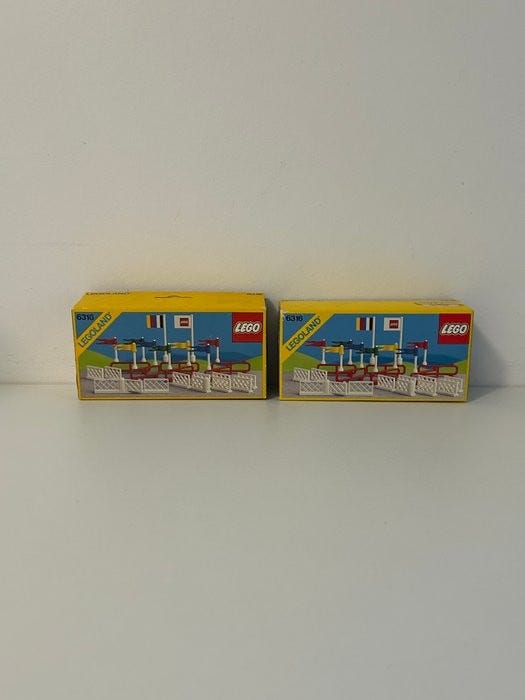 Lego Sett - Basic - 6316 - Legoland - Flags and Fences (lot of 2 ...
