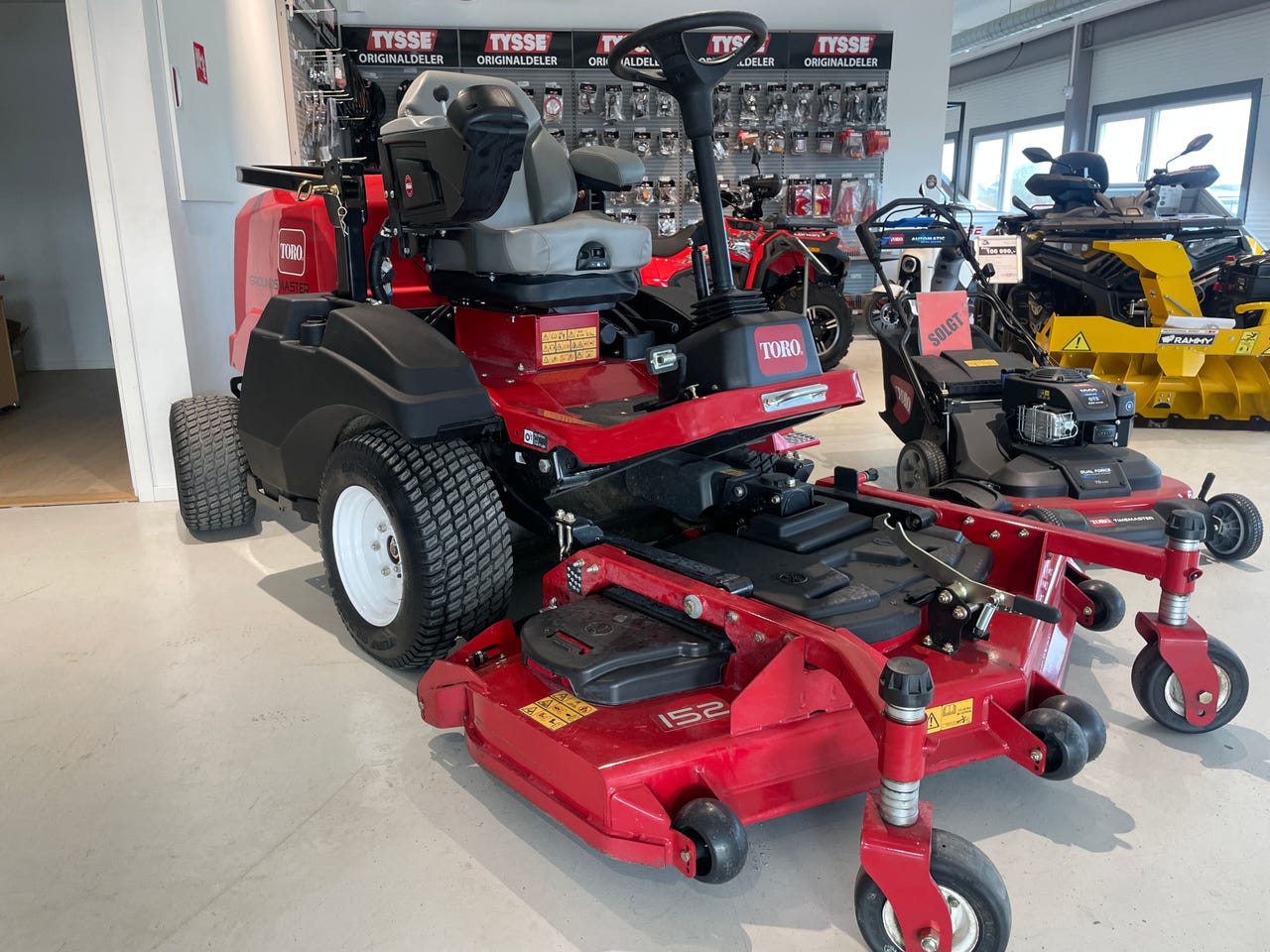 TORO GROUNDMASTER 182cm - 4x4 GRESSKLIPPER STOR TYPE | FINN-torget
