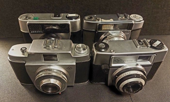 ADOX, Agfa, Revue Silette I - Prontor 125 - Color-Agnar 1:2.8/45 ...